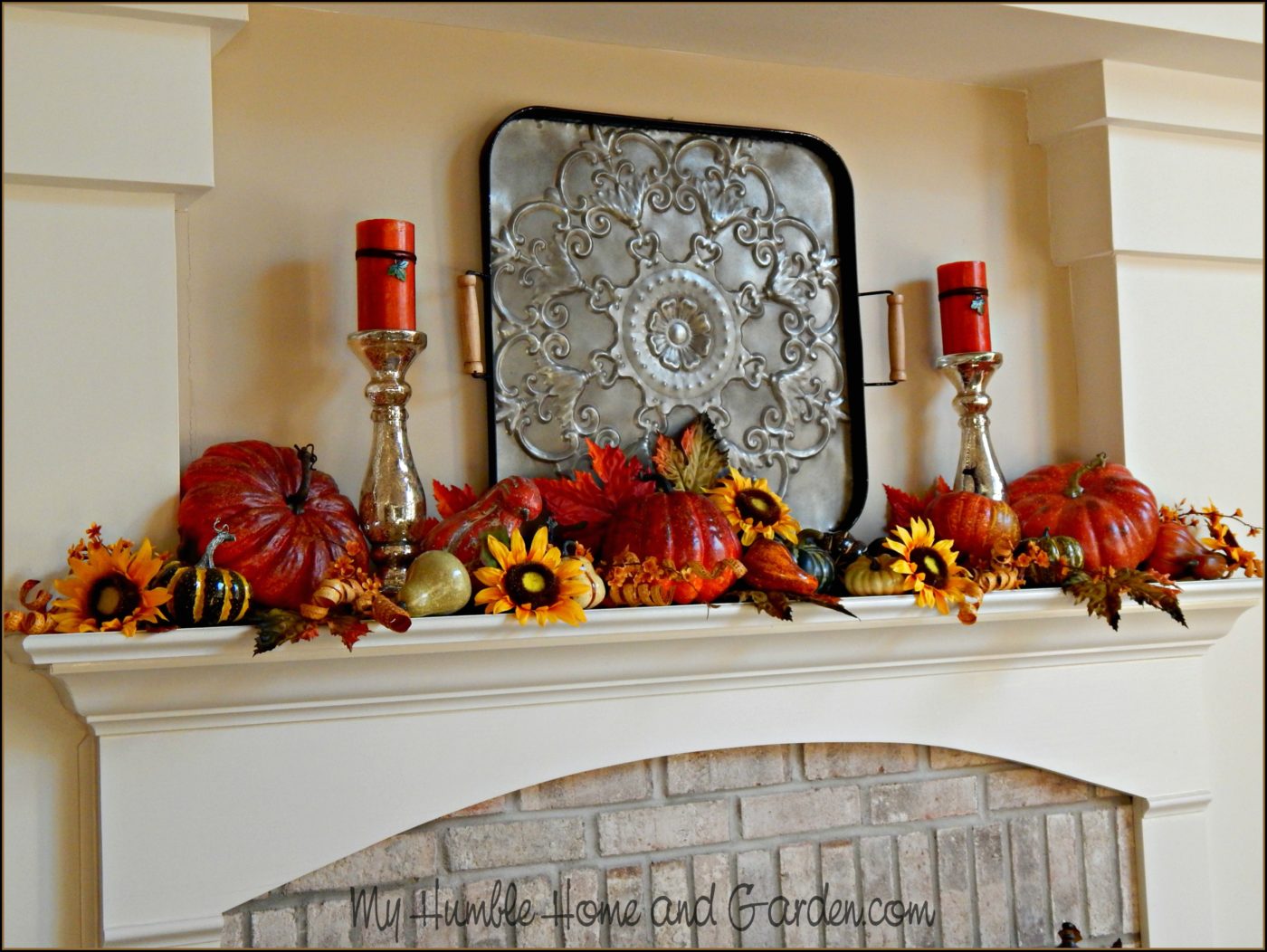 How To Create A Stunning Thanksgiving Mantel - My Humble Home and Garden