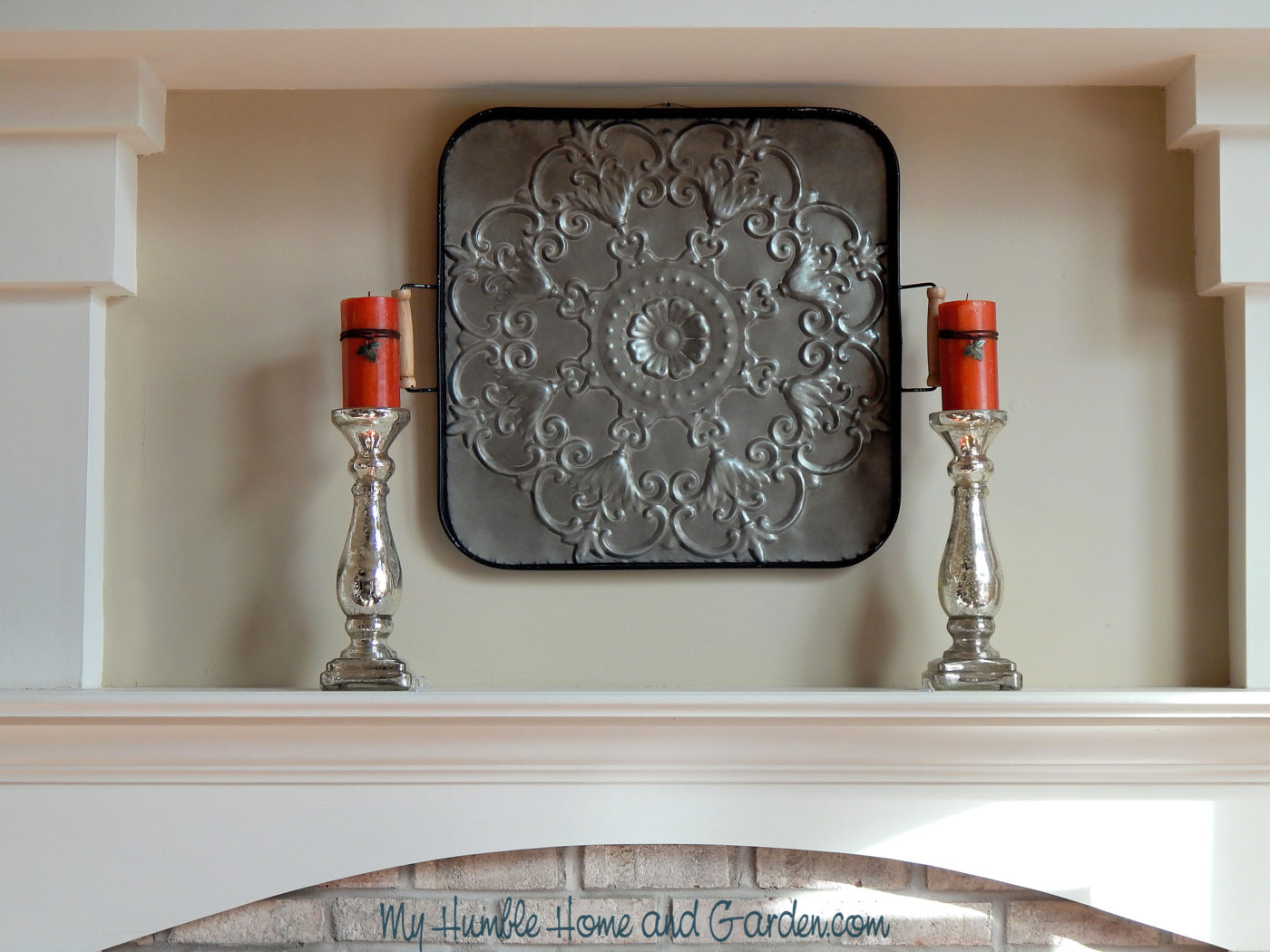 How To Create A Stunning Thanksgiving Mantel - My Humble Home and Garden