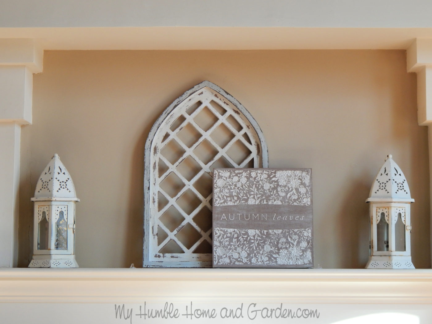 Decorating Ideas For A Beautiful Fall Mantel Display - My Humble Home ...