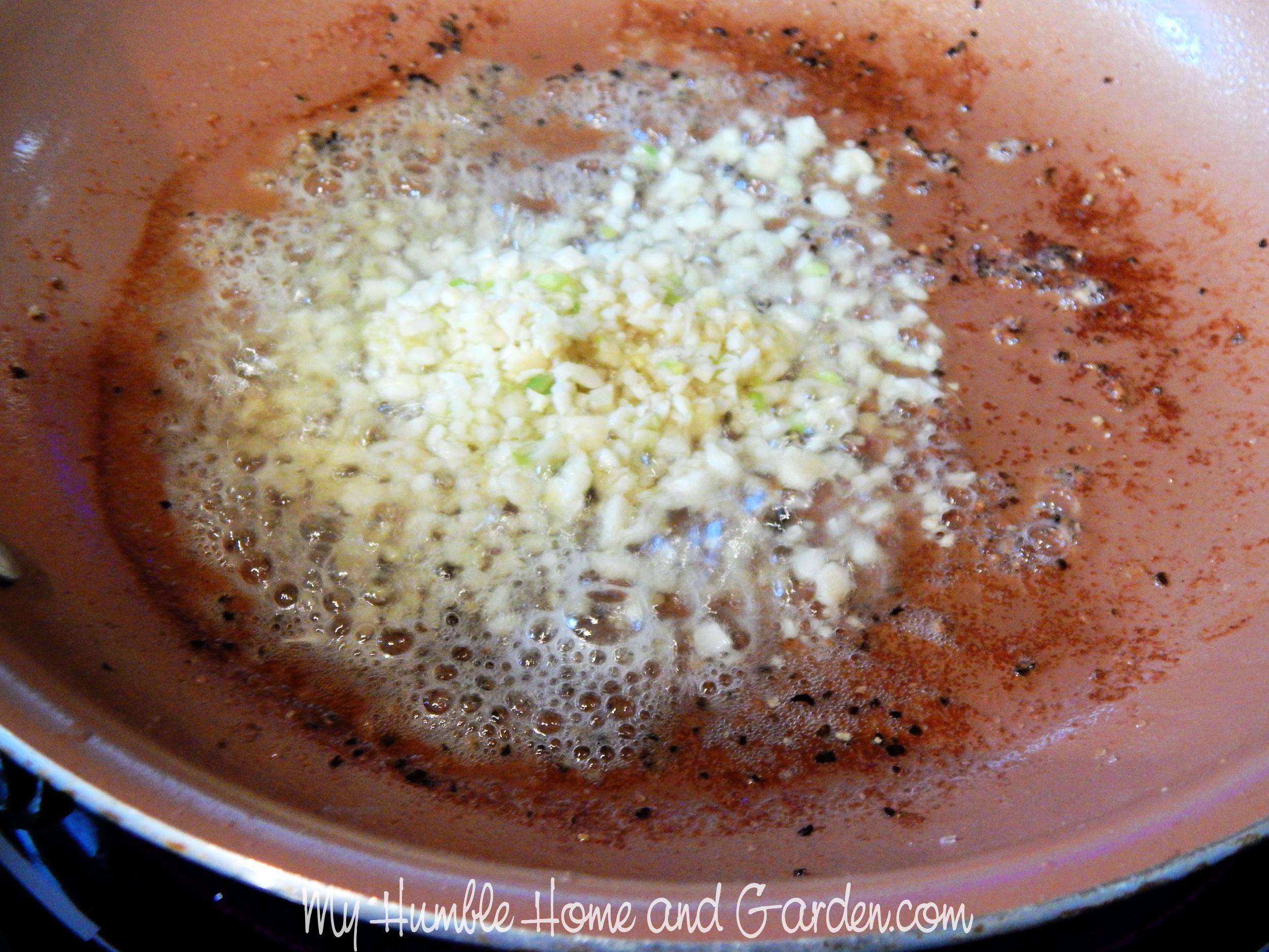 How To Make Creamy Garlic Shrimp With Pasta - My Humble Home and Garden