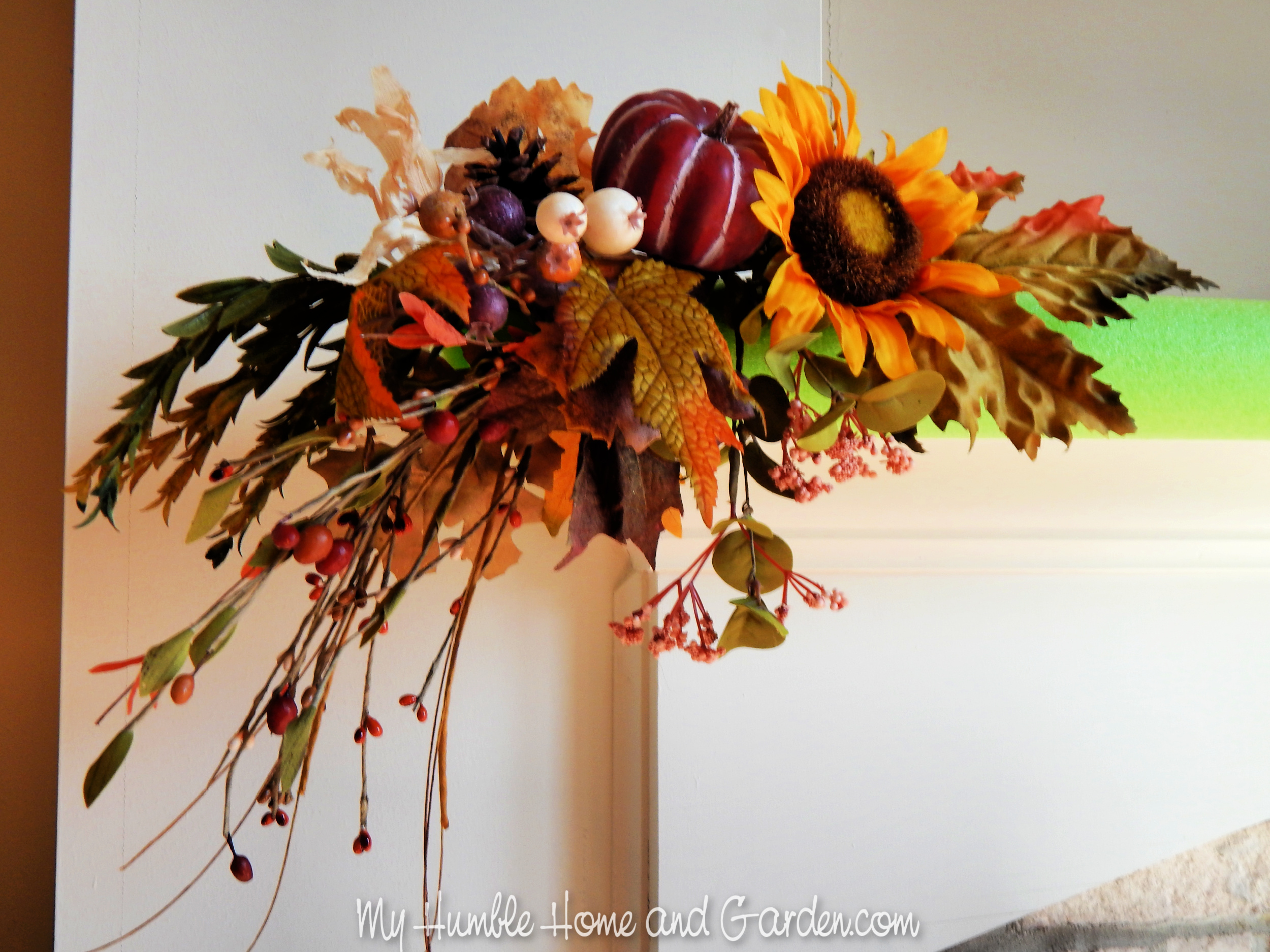 DIY Easy Autumn Mantel Decor Idea You'll Love - My Humble Home and Garden